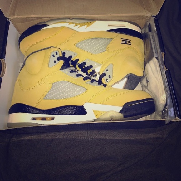 Shoes | Rare Jordan Tokyo 5s | Poshmark